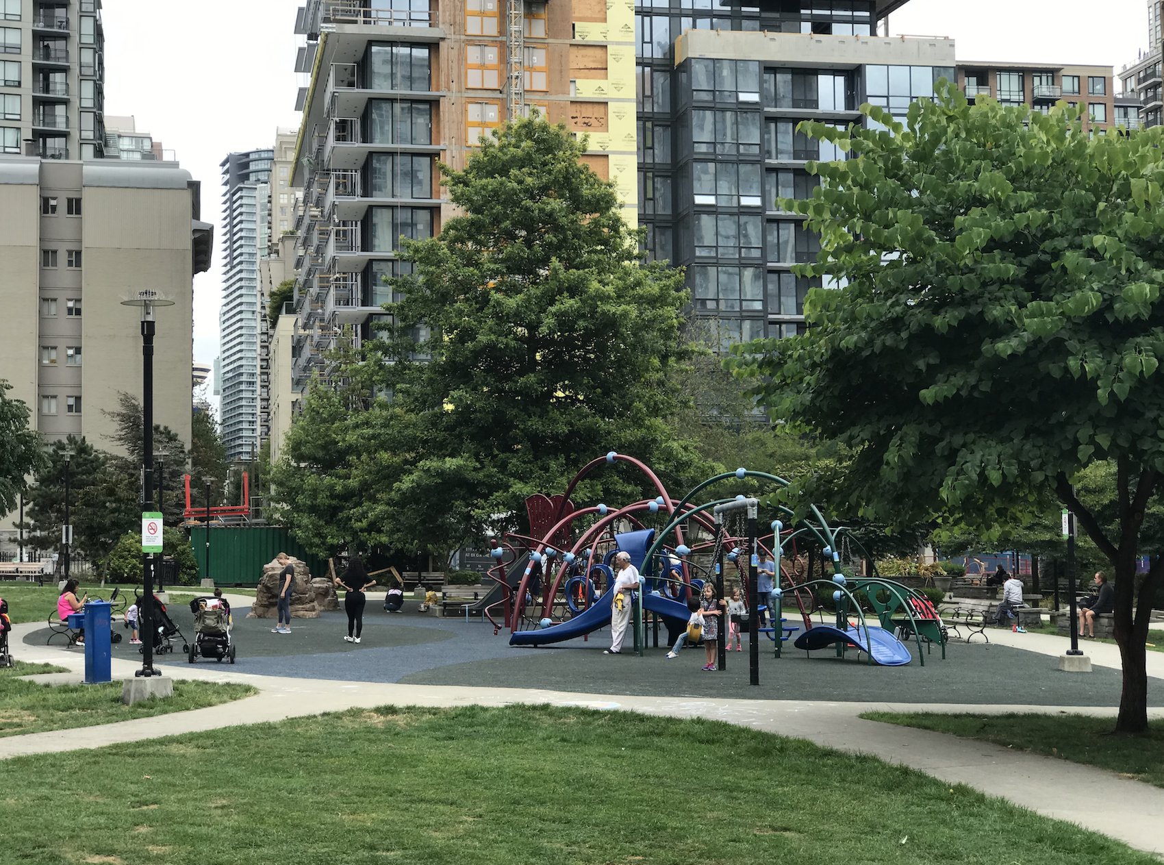 #70: Emery Barnes Park – Vancouver Park Guide