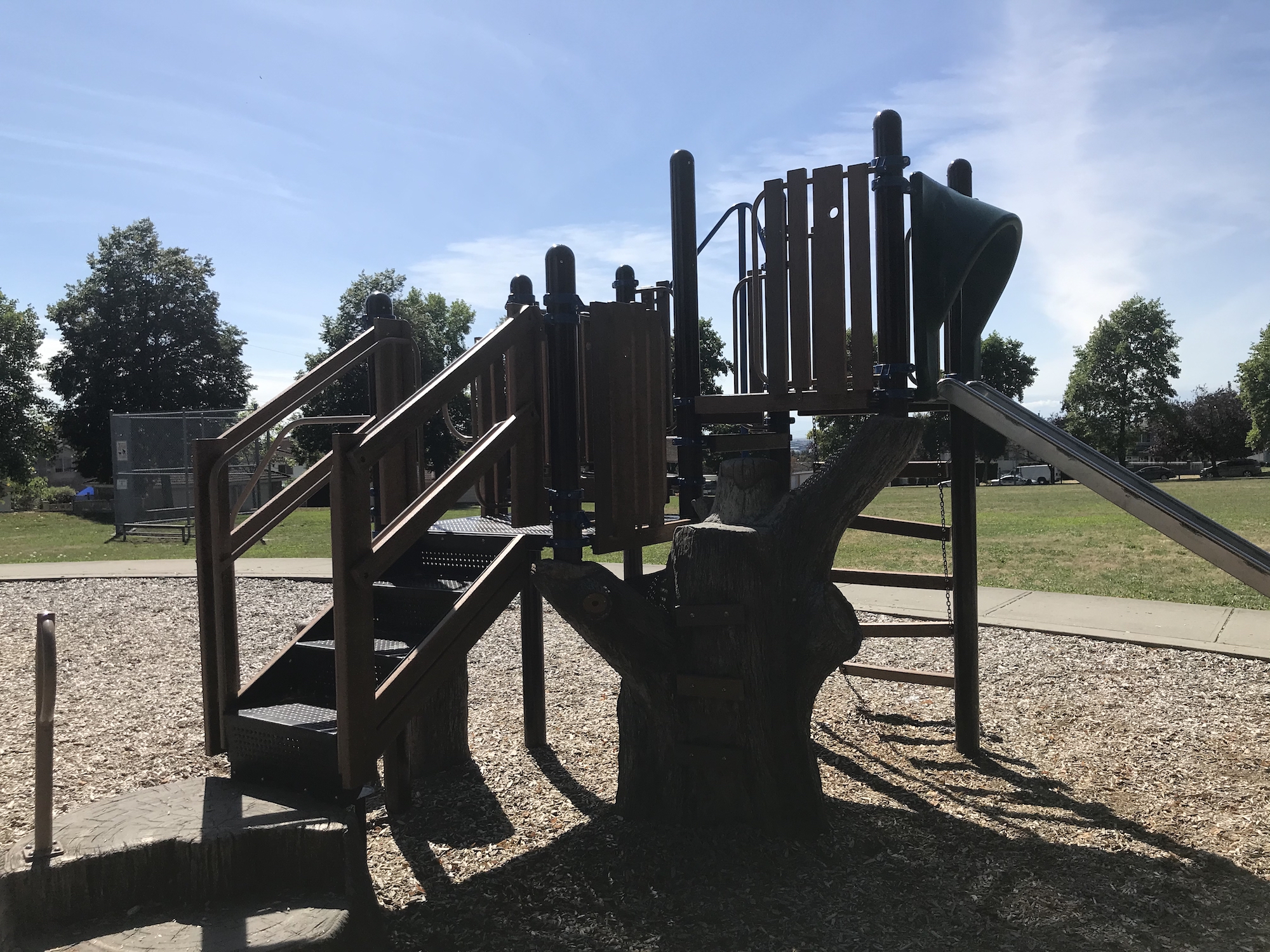 #106: Fraserview Park – Vancouver Park Guide